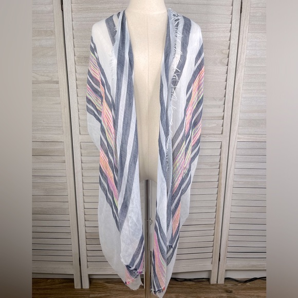 Subtle Luxury | Swim | Subtle Luxury Pool To Party Boho Beachpoolside ...